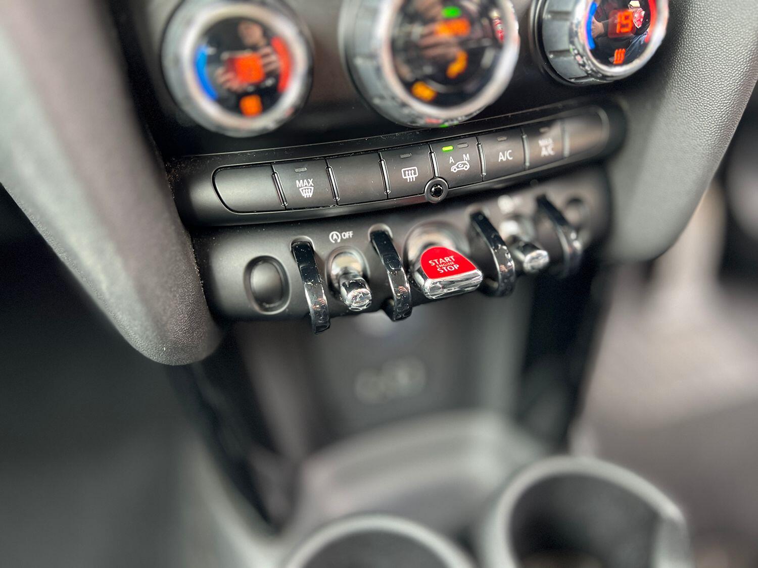 Used MINI HATCH in Gloucester, Gloucestershire | A Car Is Born